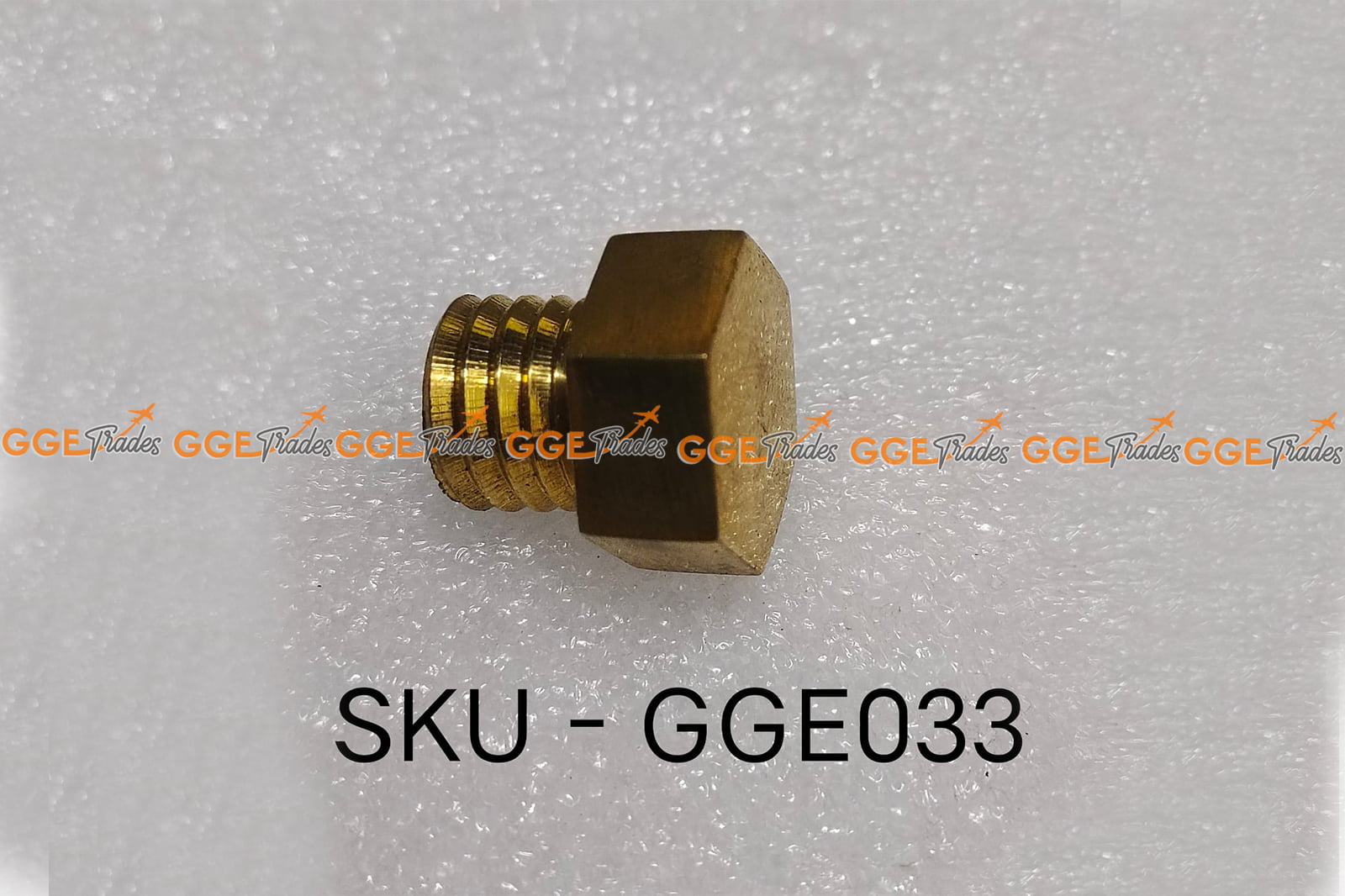 New GEAR BOX MAIN NUT BRASS - Green Globe Exports